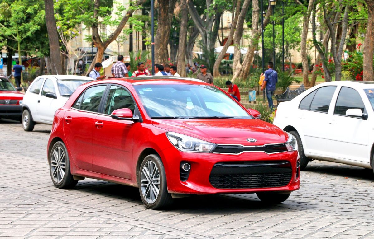 Îți cumperi prima ta mașină? Iată câteva sfaturi utile - AUTOVIT Blog ...